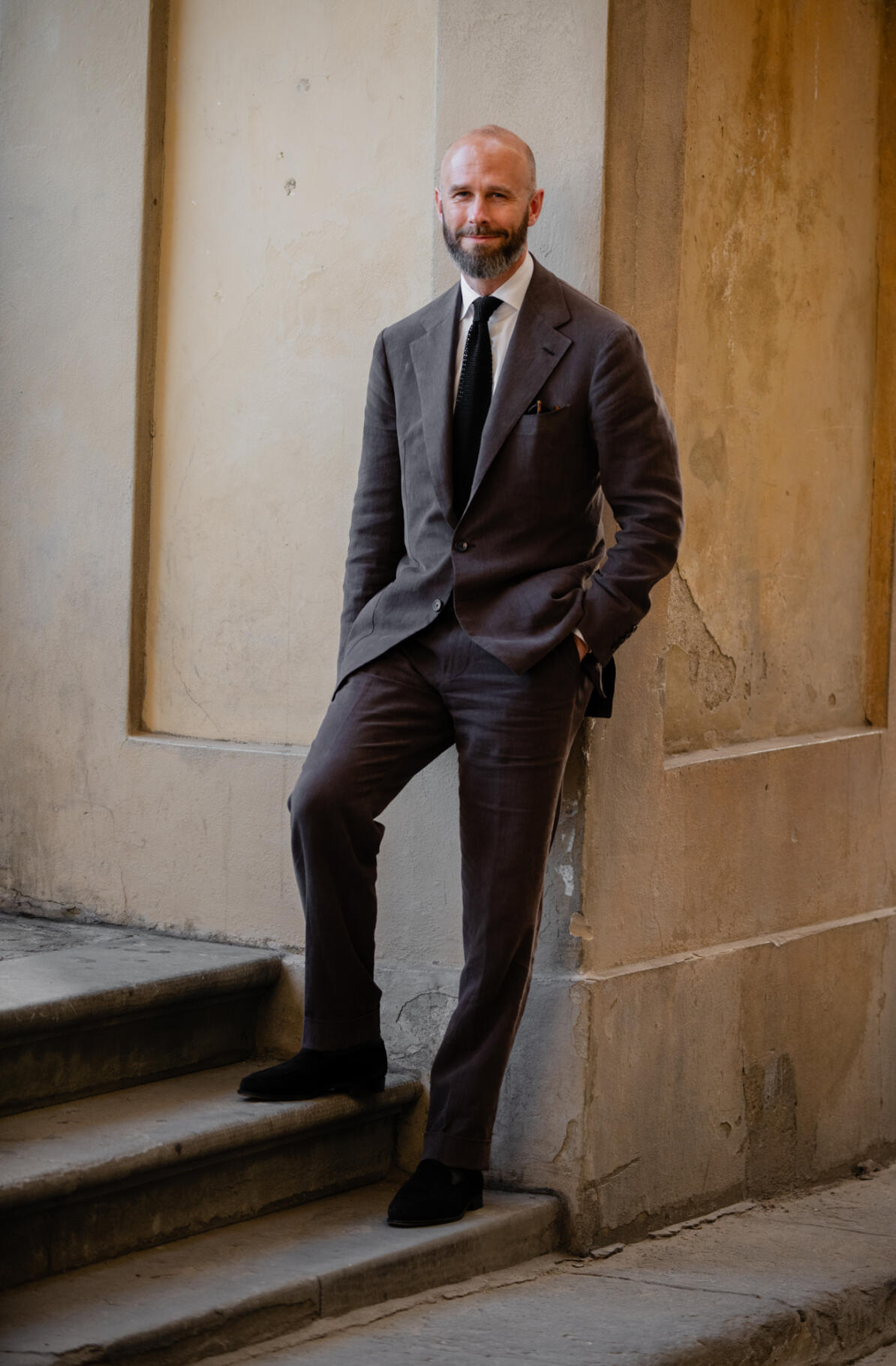 Brown ‘Art du Lin’ suit from Pirozzi and Whitcomb – Permanent Style