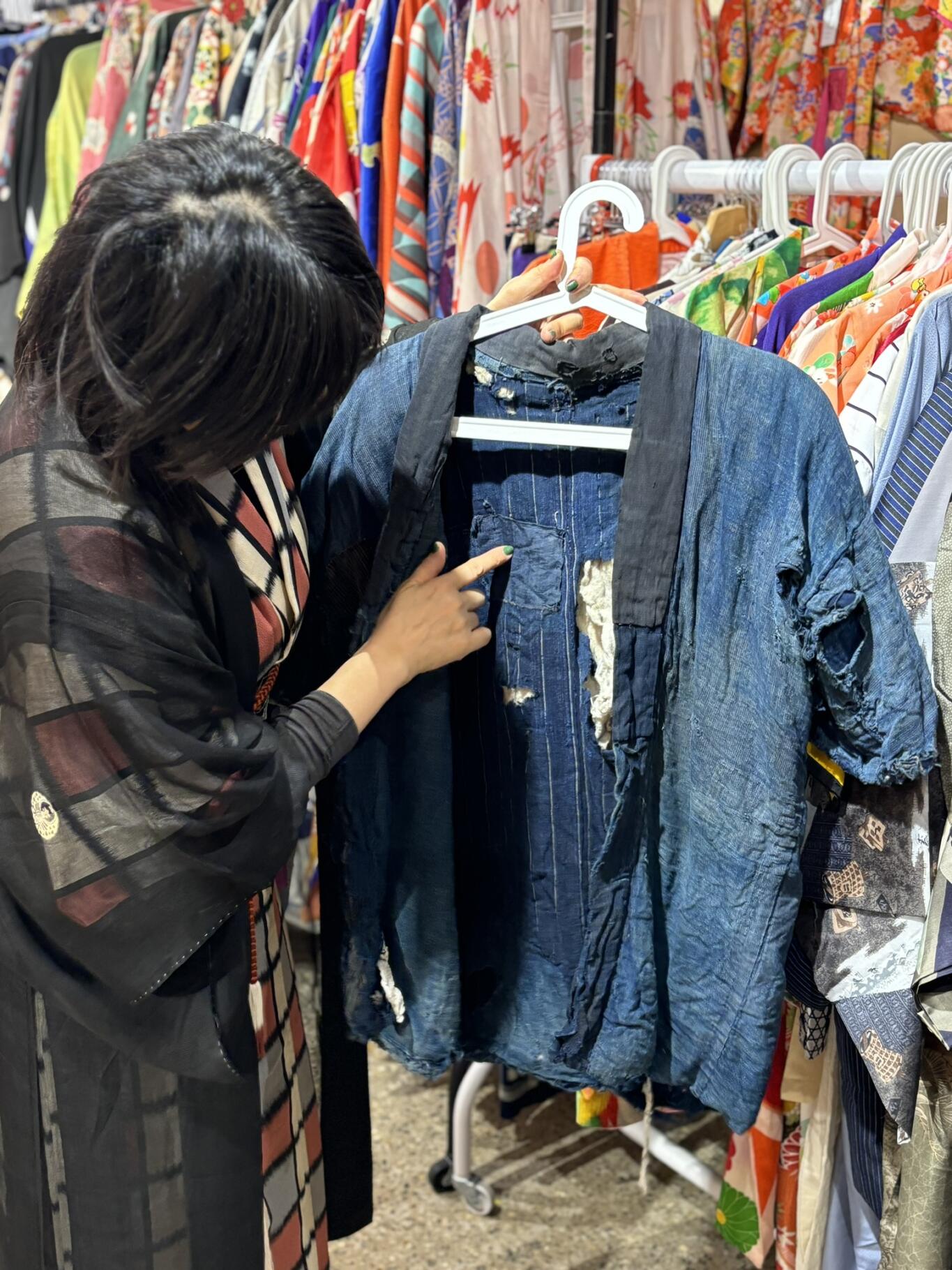 Furuki Yo-Kimono: London’s vintage kimono collection – Permanent Style
