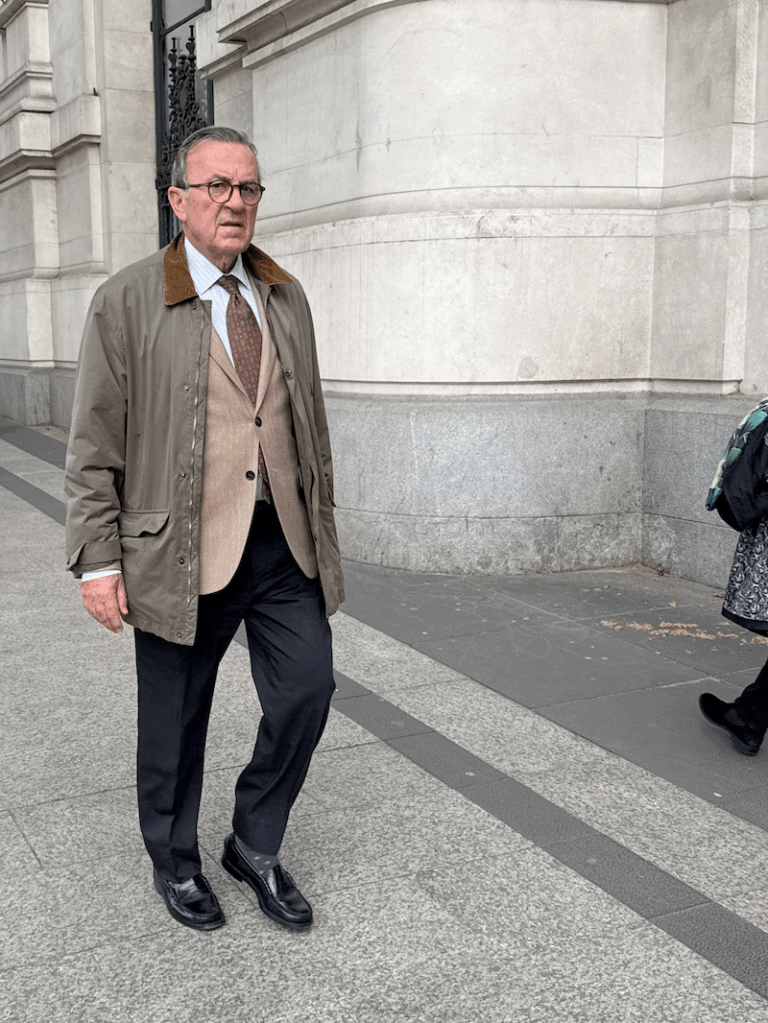Dressing for autumn: Inspiration from older men – Permanent Style
